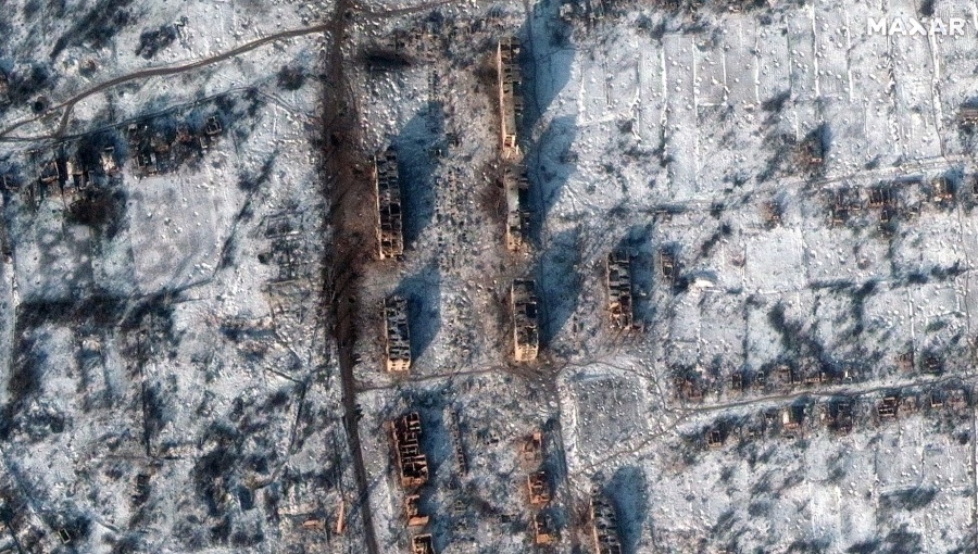 bne IntelliNews - Ukrainians continue "difficult" fight in Soledar ...
