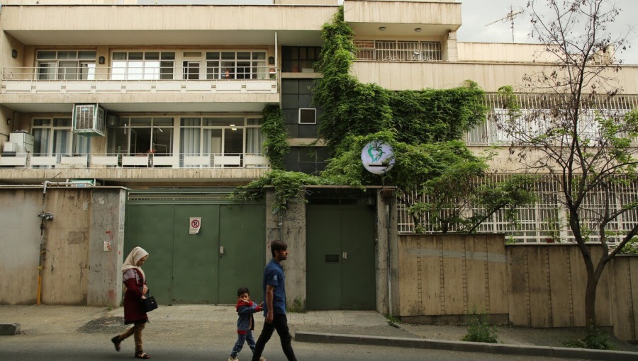 bne IntelliNews - TEHRAN BLOG: Iranians describe life in constant fear ...