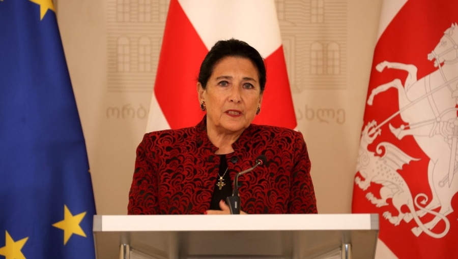 bne IntelliNews - Former Georgian president and opposition members ...
