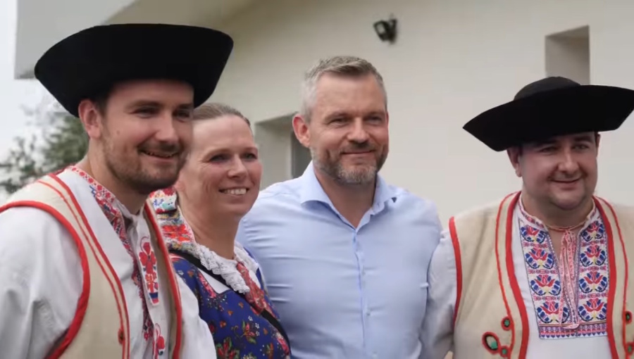 bne IntelliNews - Slovaks head to the presidential polls amid fears of ...