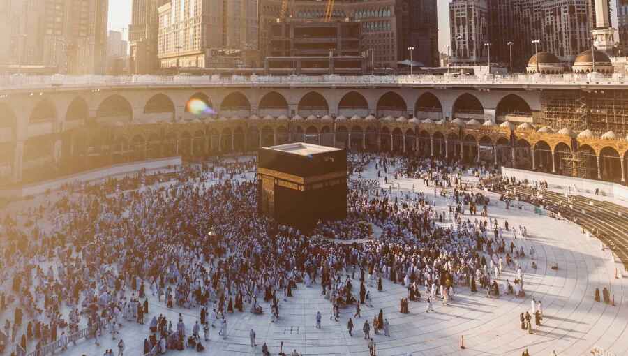 bne IntelliNews - Thousands of Indonesian pilgrims denied Hajj as Saudi Arabia suspends special ...