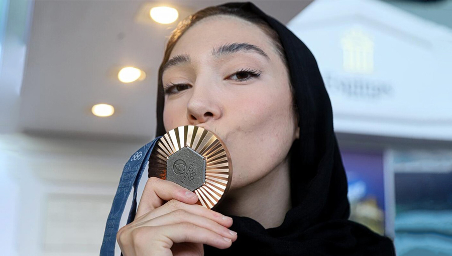 bne IntelliNews - Iranian Olympic athletes return home to hero’s ...