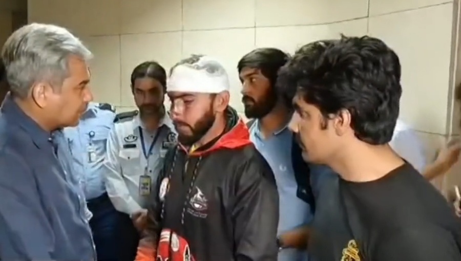 bne IntelliNews - Pakistan repatriates 180 citizens after mob violence ...