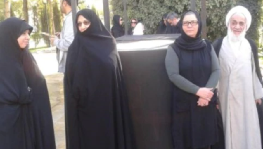 bne IntelliNews - Khamenei’s sister speaks out against her brother’s ...