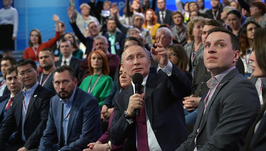 bne IntelliNews - Russian President Vladimir Putin’s popularity in ...